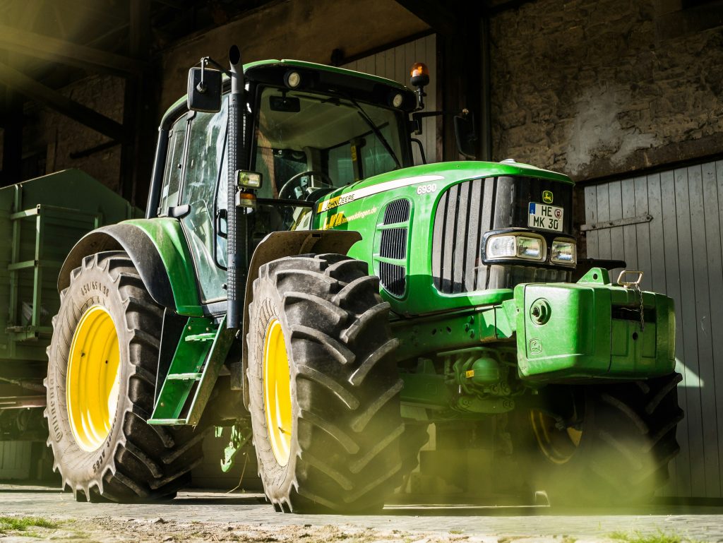 Wat is de grootste, sterkste en de duurste trekker ter wereld? | AutoTradeX
