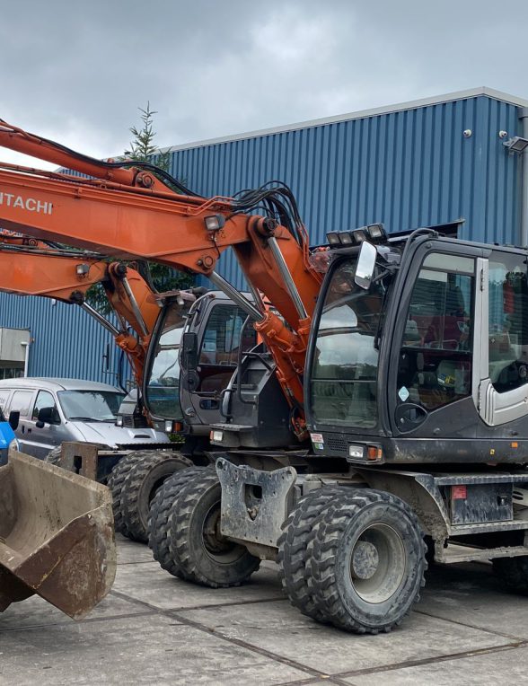 AutoTradeX | Opkoper van landbouwvoertuigen en vrachtwagens